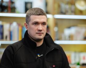 Ворог атакував Запоріжжя: зруйновано будинки та ТЦ, є жертви (фото ...